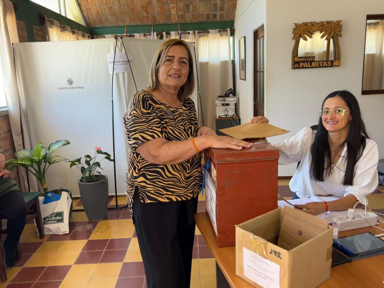 AGESOR - Diputada María Fajardo: ¨Respetemos esta democracia hermosa ...